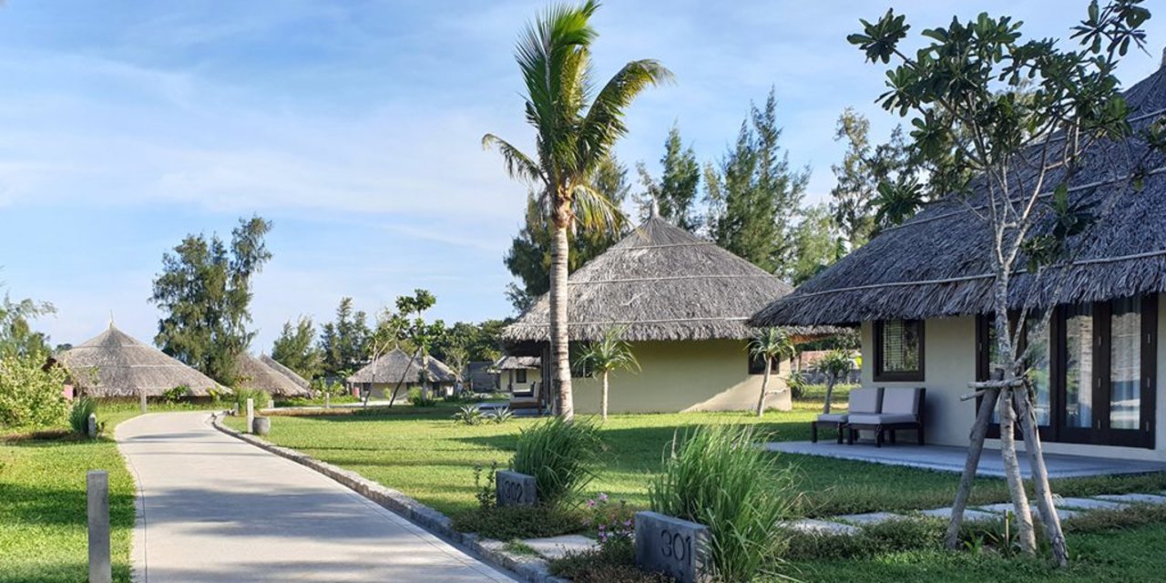 Crown Retreat Quy Nhơn Resort (Quy Nhon) - Chudu24
