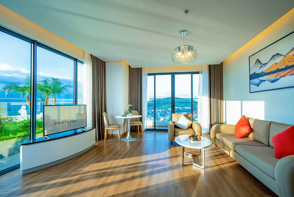 Khách sạn DeLaSea Hạ Long (DeLaSea Hotel Ha Long) - Chudu24