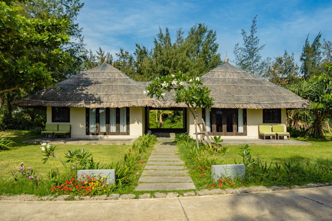 Crown Retreat Quy Nhơn Resort (Quy Nhon) - Chudu24