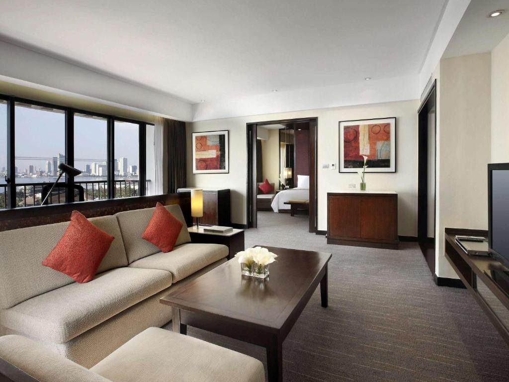 Khách sạn Sofitel Philippine Plaza Manila | Manila, Phillipines - Chudu24