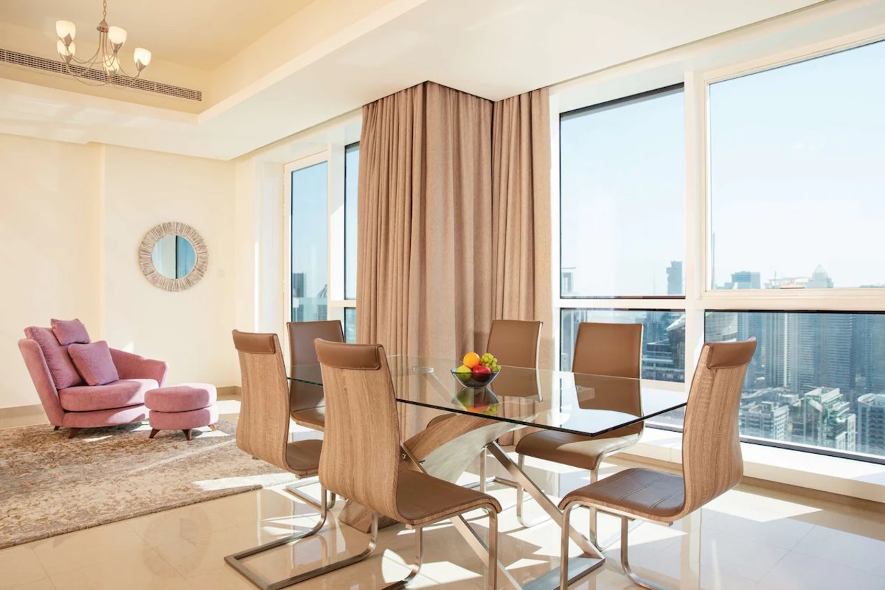 Barcelo Residences Dubai Marina | Dubai - Chudu24