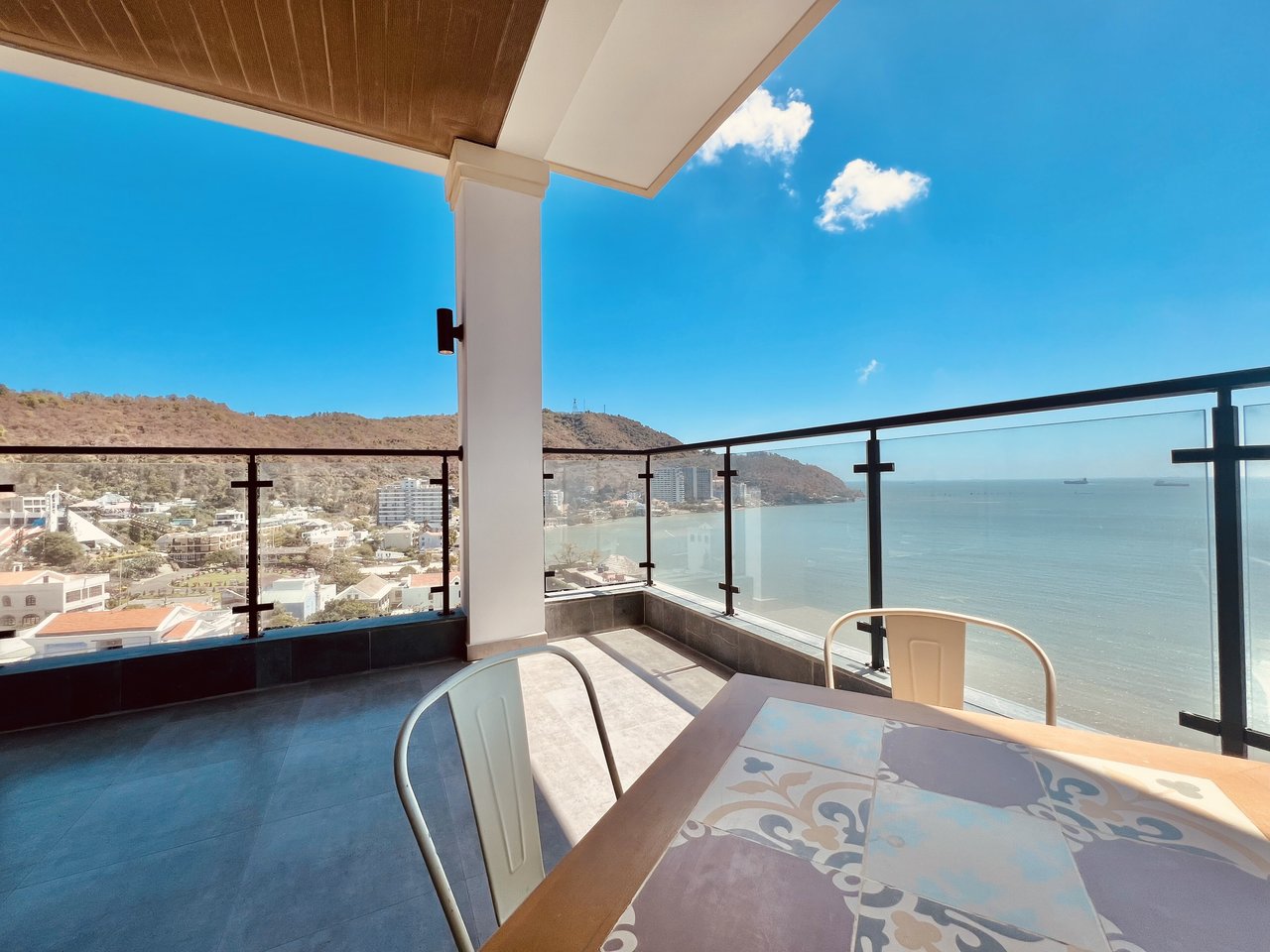 Khách sạn Skool Plus Vũng Tàu (Skool Plus Vung Tau Hotel) - Chudu24