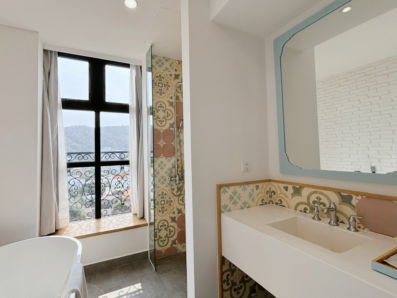 Khách sạn Skool Plus Vũng Tàu (Skool Plus Vung Tau Hotel) - Chudu24